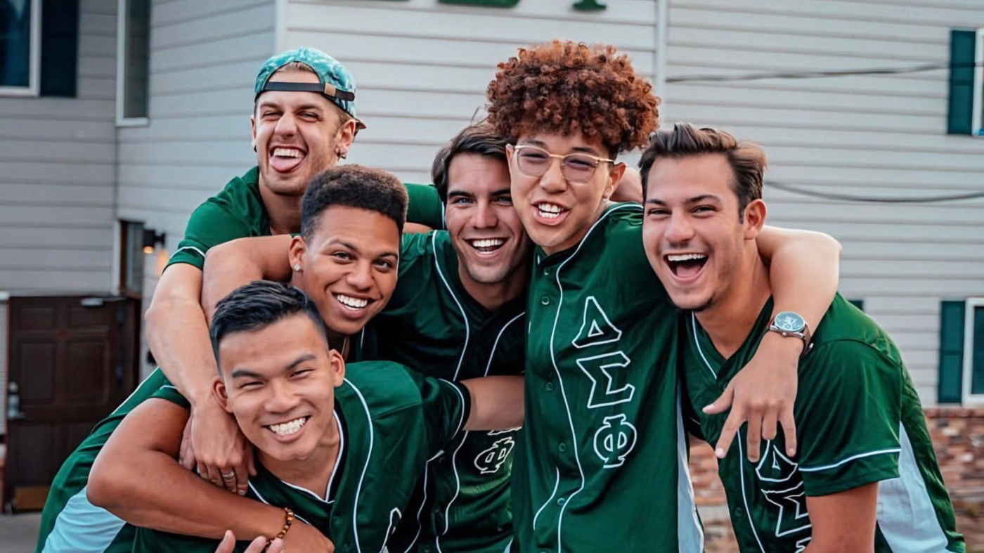 Frat Recruitment Merch: 4 Must-Haves to Order Before Fall Sem | Fraternity Blogs | Fresh Prints